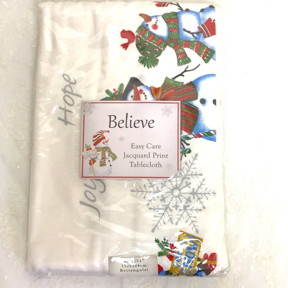 Benson Mills | Dining | Benson Mills Believe Snowman Engineered Printed ...